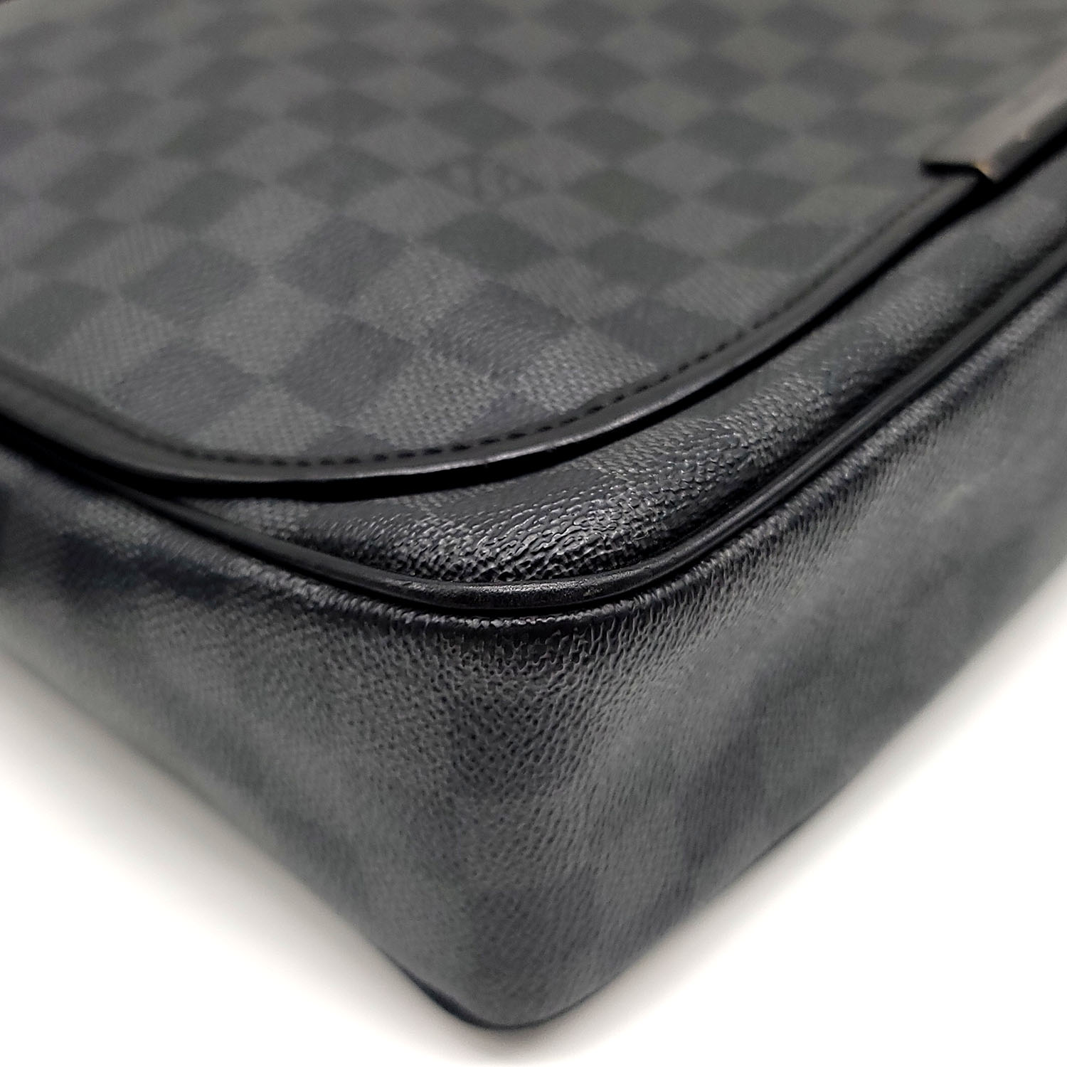Louis Vuitton Daniel MM Damier Graphite – Dr. Runway